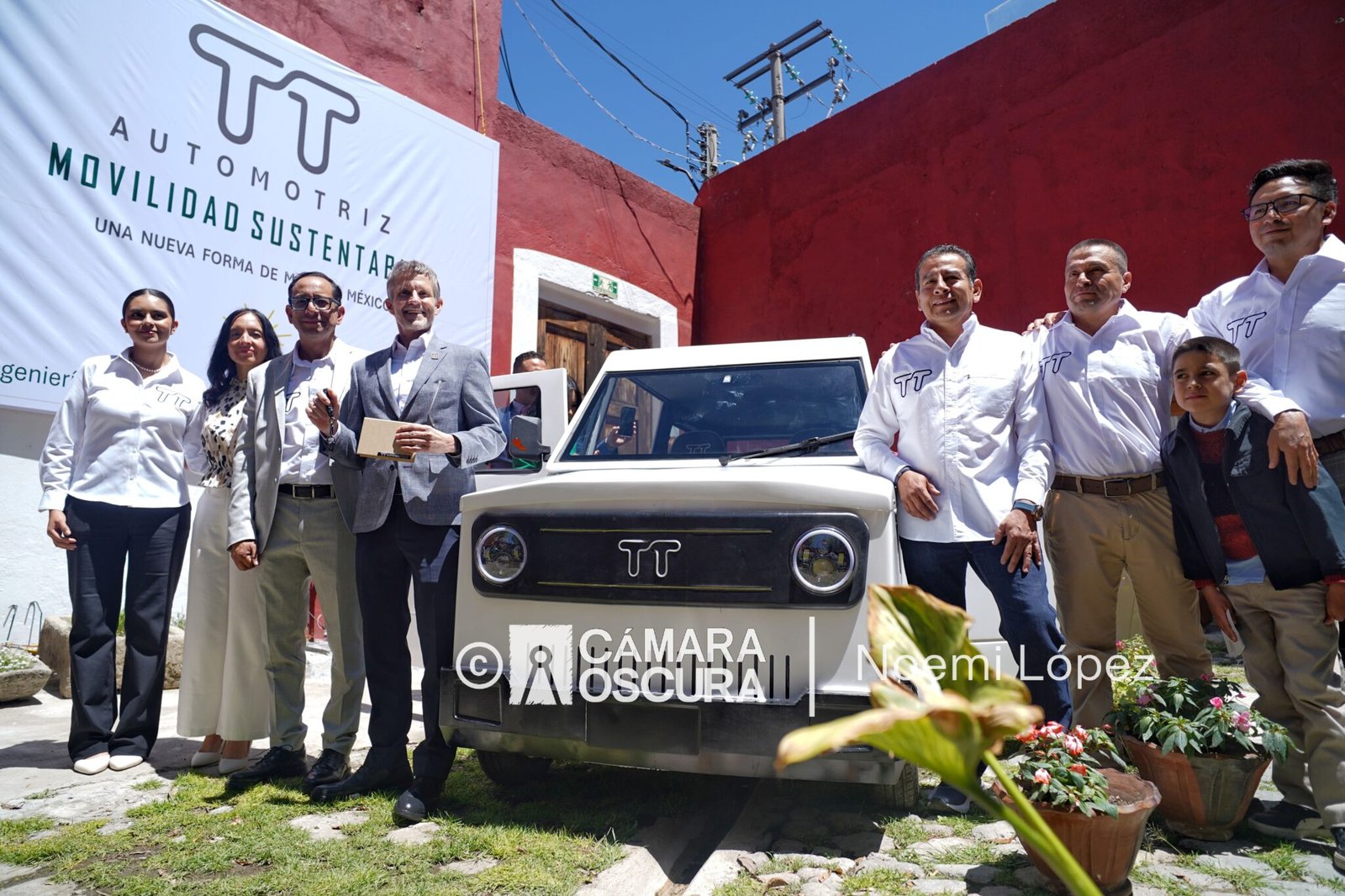 Presentan TT01, el primer auto eléctrico de México hecho en Tlaxcala ...